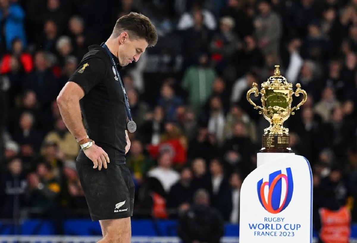 Beauden Barrett: All Blacks, Career, Age, Wife, Net worth, Lifestyle ...